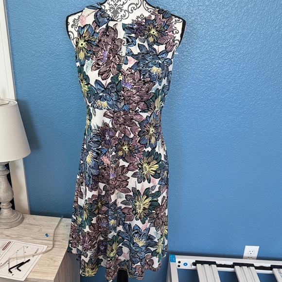 Maggy London | Dresses | Floral Pattern Dress | Poshmark